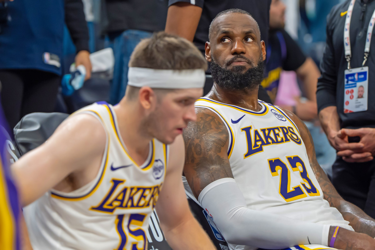 Wolves' DiVincenzo Involved in Unfortunate LeBron James Injury in ...