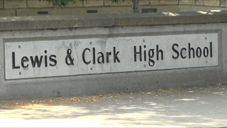 Lewis and Clark High School student hit by car, hospitalized with non ...