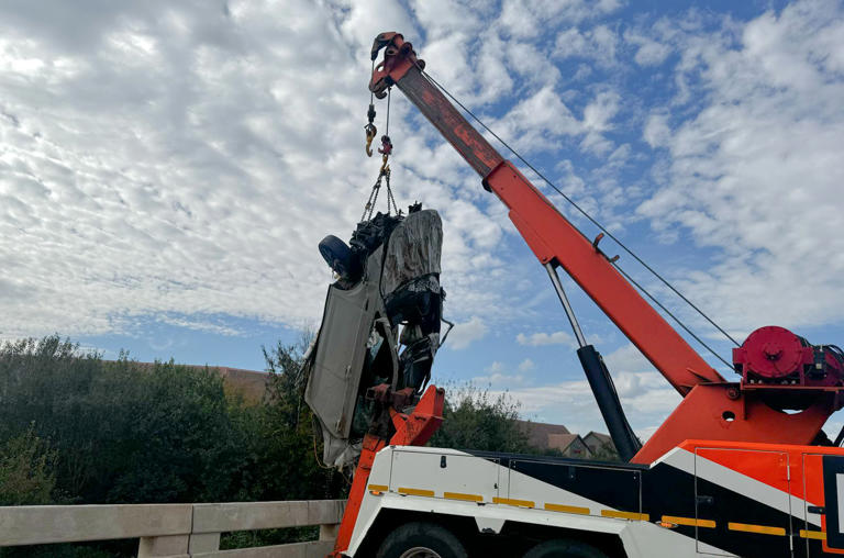 Police recover car of three dead SAPS officers from Hennops River as ...