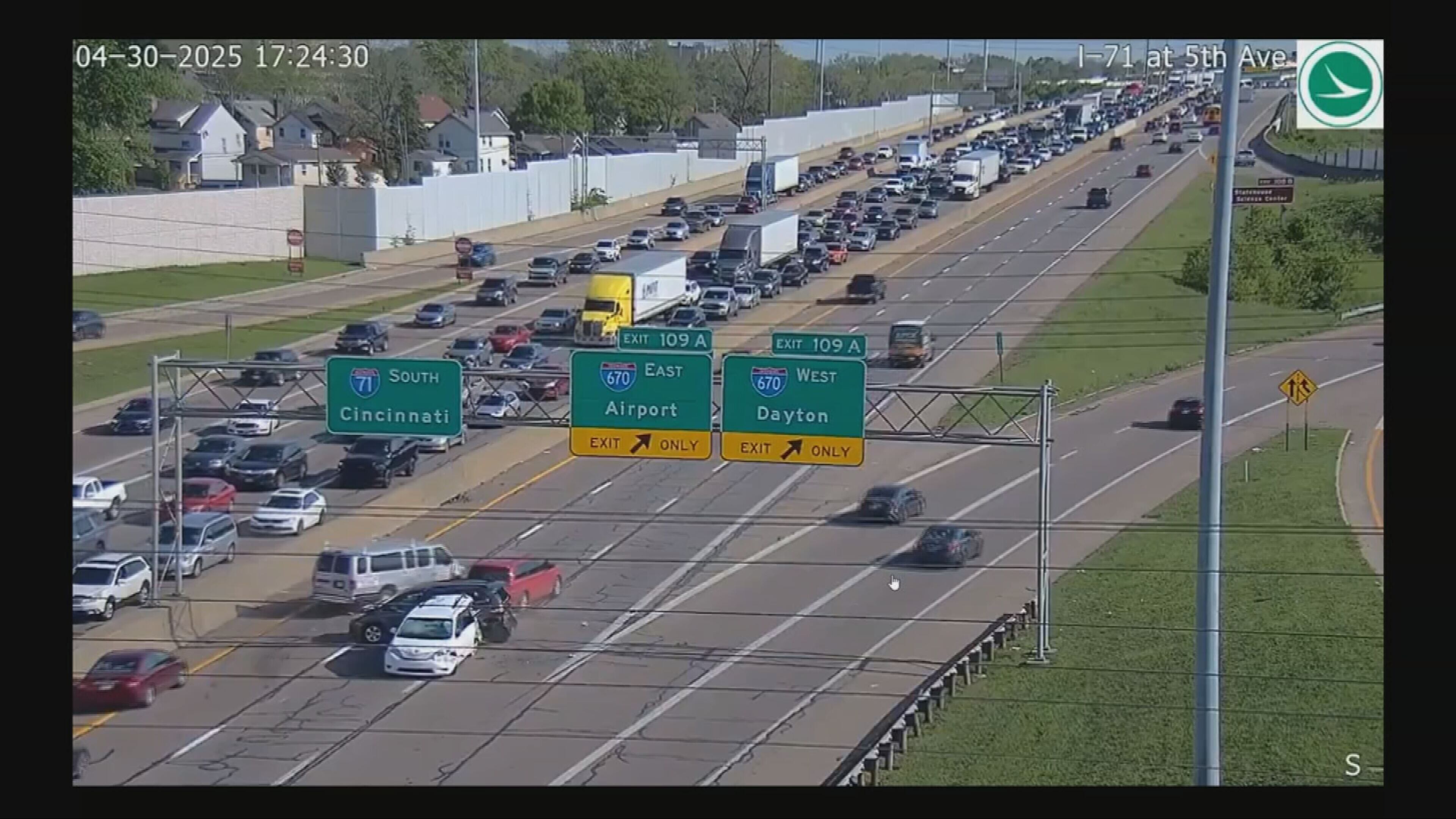 Watch Car Stops In The Middle Of Busy Highway After Missing Exit