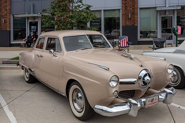 QUIZ: How Many Of These Retro Cars Can You Name?