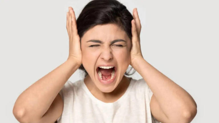 Anxiety Doesn’t Always Look Like Panic—Here Are The Subtle Signs You ... Anxiety Doesn’t Always Look Like Panic—Here Are The Subtle Signs You ...