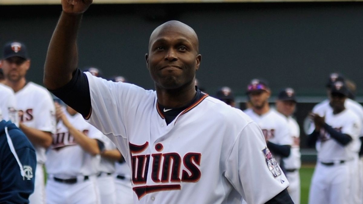 MLB: The Edge Torii Hunter Might Have Over Other Angels Manager Candidates