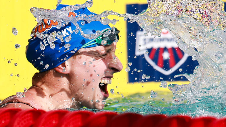 Katie Ledecky overtakes Summer McIntosh in Tyr Pro Swim Series, her ...