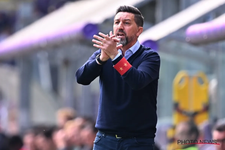 Zit Besnik Hasi dit weekend voor de laatste keer op de bank bij ...