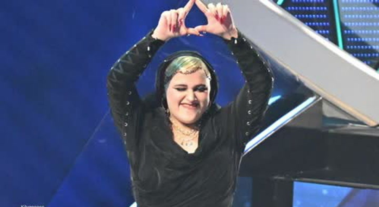 Big Mama, l'attacco (senza filtri) dell'Esercito di Cruciani dopo il monologo sul palco del ...