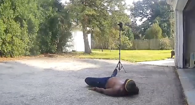 Man Who Inadvertently Filmed Himself Suffering Stroke Says Apple Watch ...