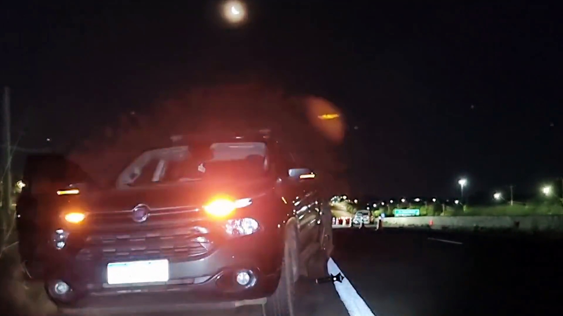 Uno e Toro se envolvem em forte batida na PRc-467 em Cascavel