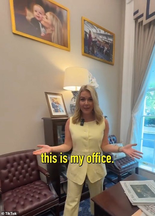 Karoline Leavitt's tour of White House with surprise appearance from A ...