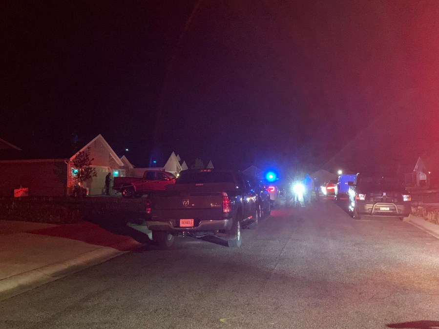 Coroner: Roanoke man dies after shooting, killing father