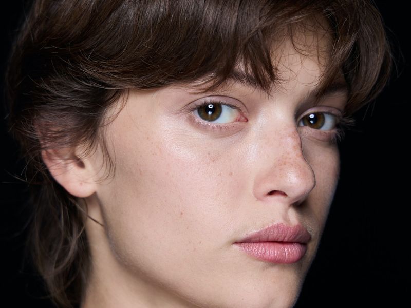 Herzklopfen garantiert: Heartthrob Hair ist der Frisurentrend zum Verlieben