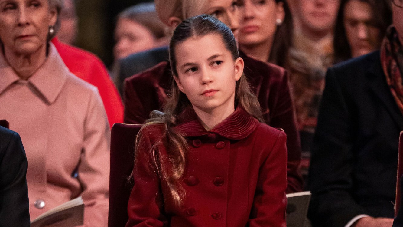 Księżniczka Charlotte kończy 10 lat. AI pokazała, jak może wyglądać w ...