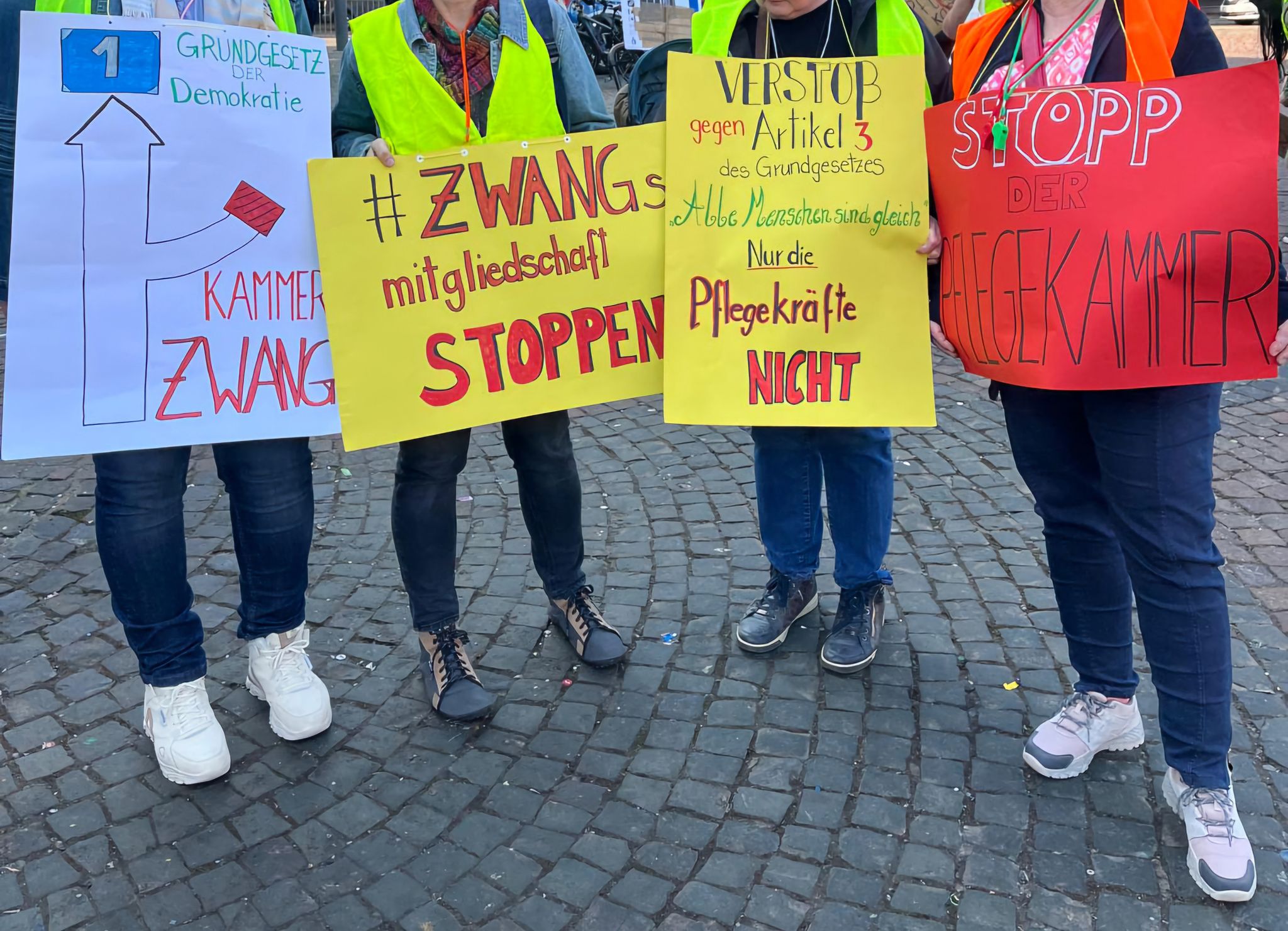 Warum Pflegekräfte gegen die Pflegekammer mobil machen