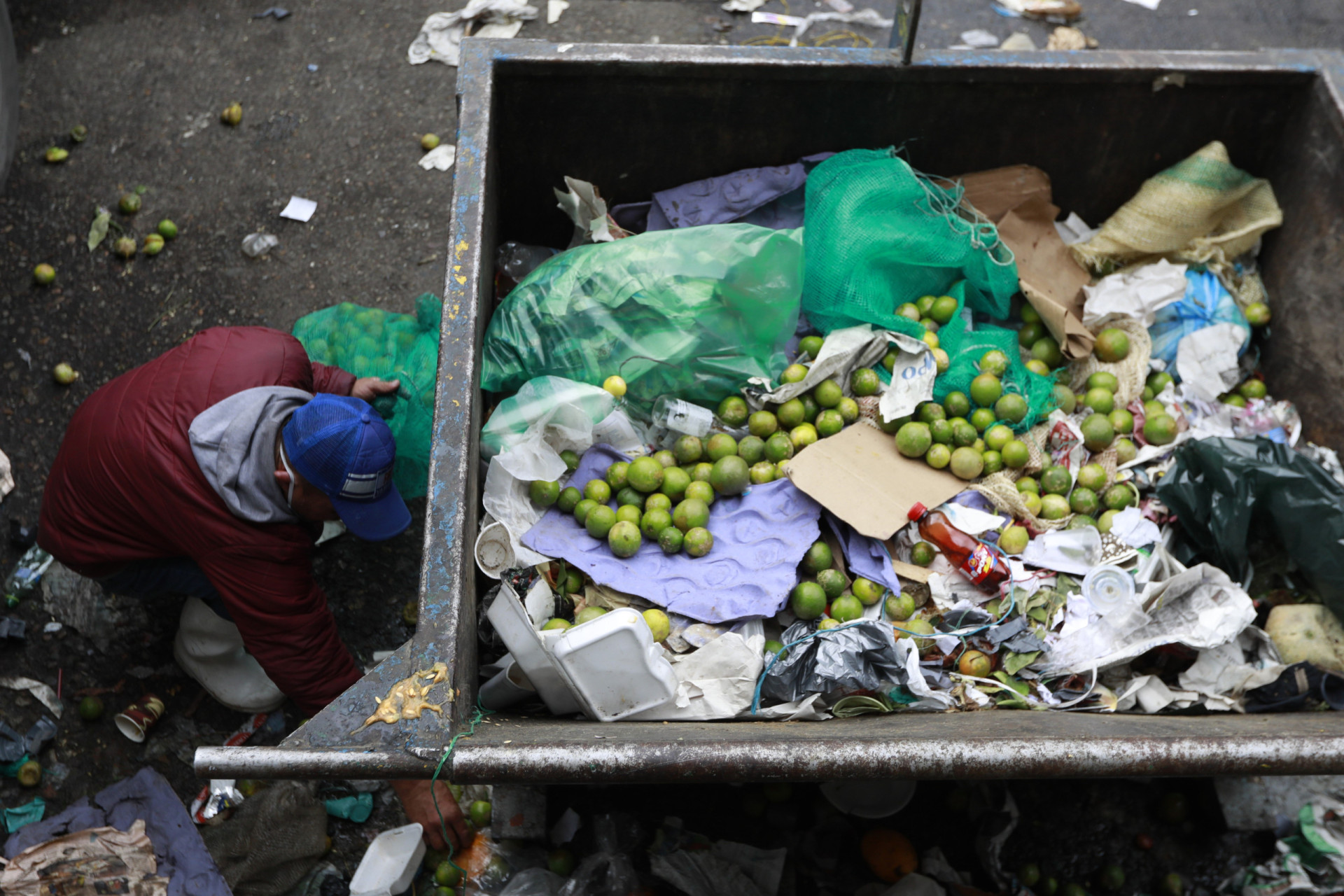 The lie of 'expired' food