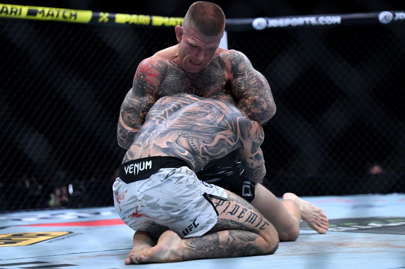 Stirling UFC fighter aims to make mark on sport's elite after Auld ...