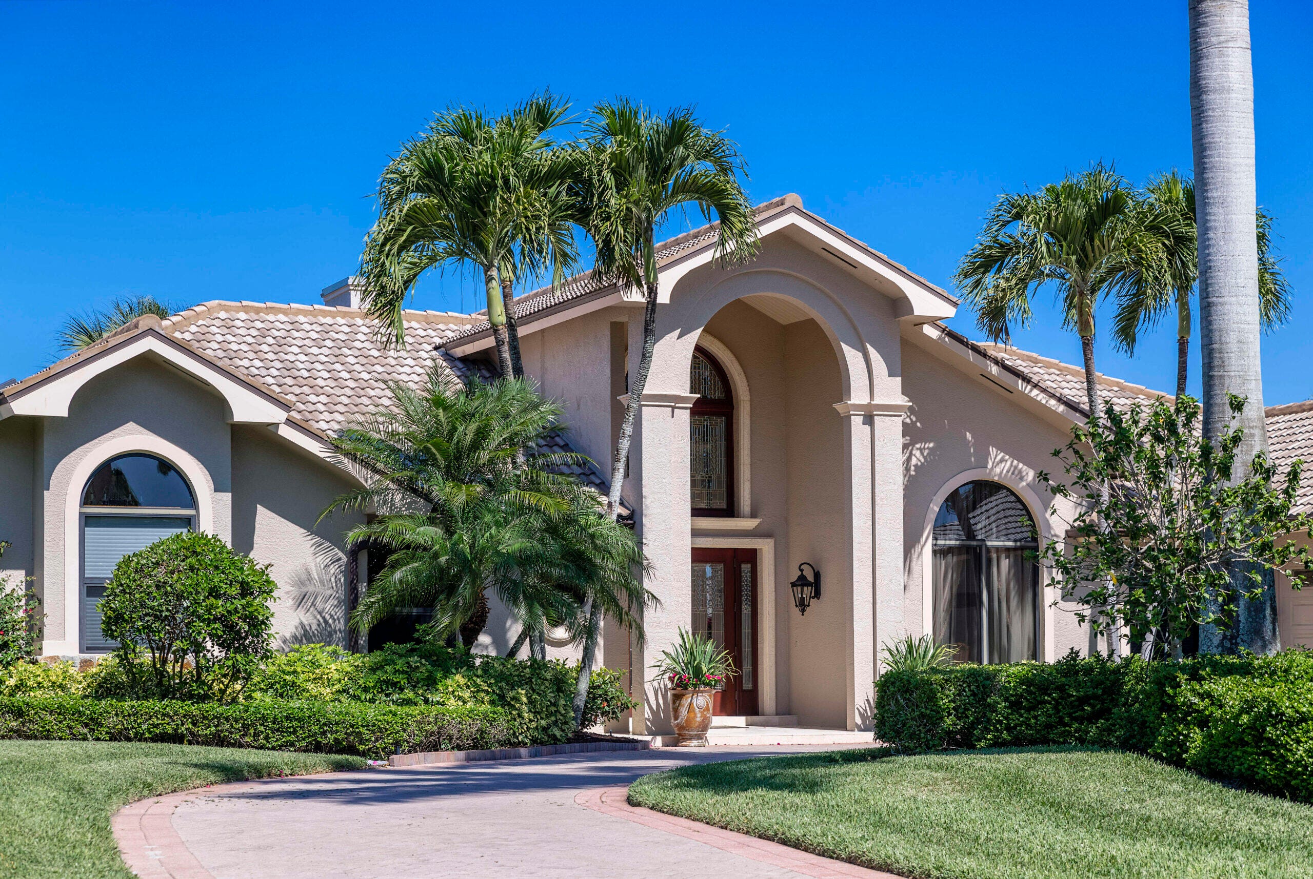 Today's Refinance Rates on May 2, 2025: Refi Rates See Tiny Dips