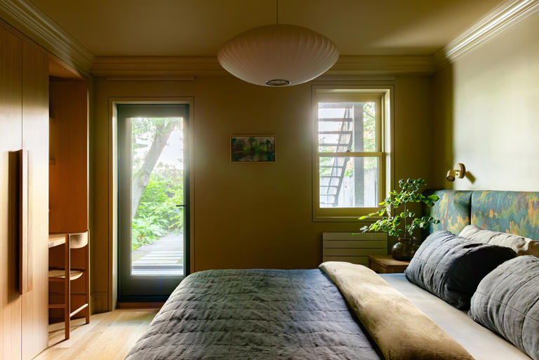 Outdoors In: Shapeless Studio’s Thoughtful Historic Brownstone Update ...