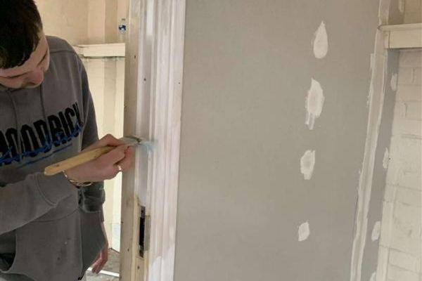 Bedford College students play key role in community gym renovation