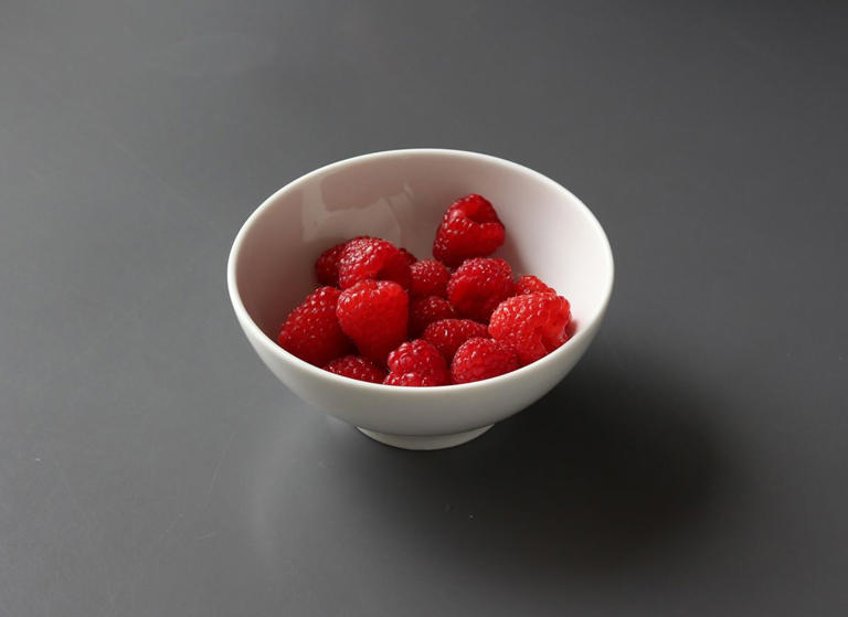 Franui-style raspberry, white chocolate and ruby chocolate bites