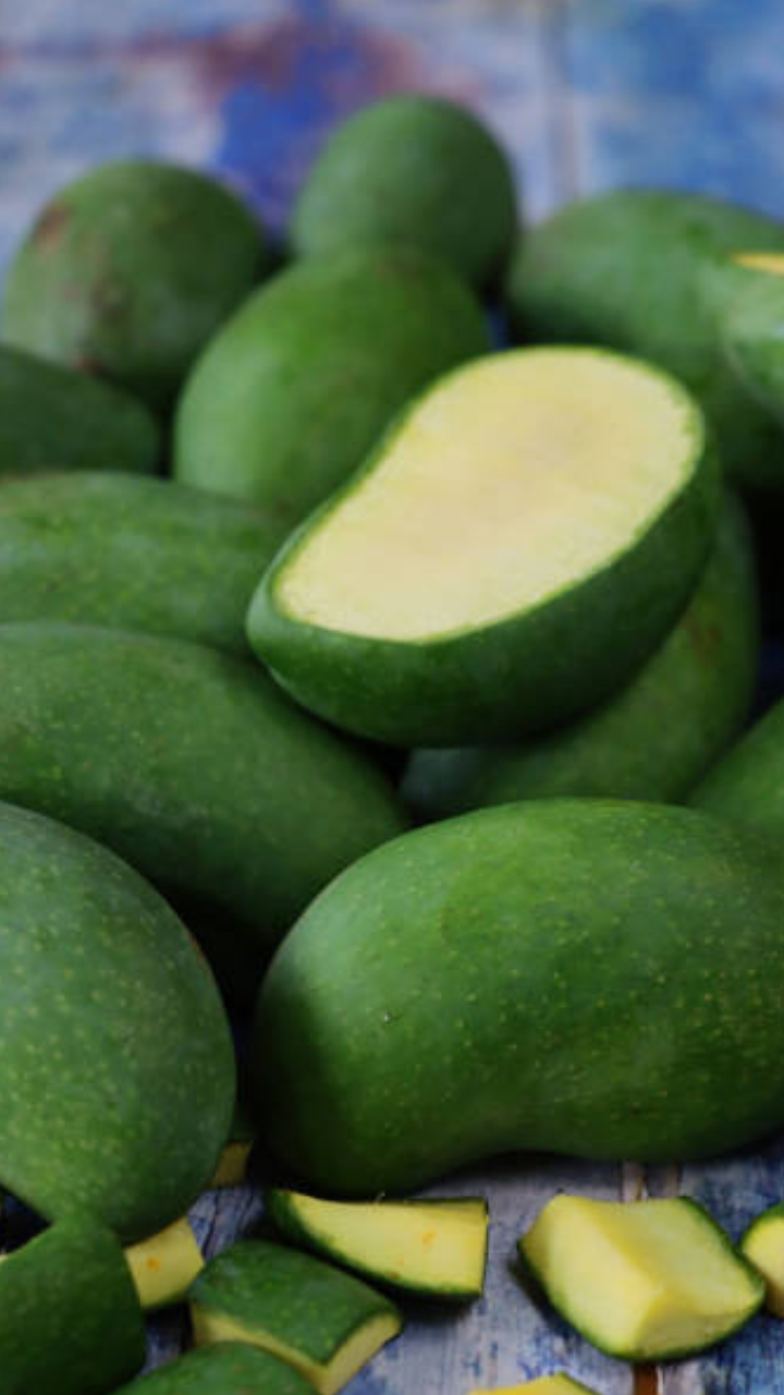 10 exotic dishes that can be made with raw mangoes