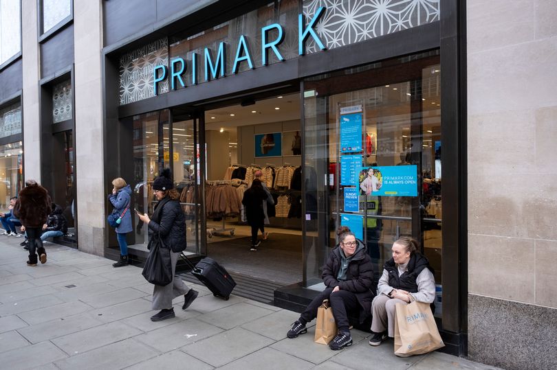 Primark's 'chic' £18 beach bag in 'versatile' colours 'holds so much'