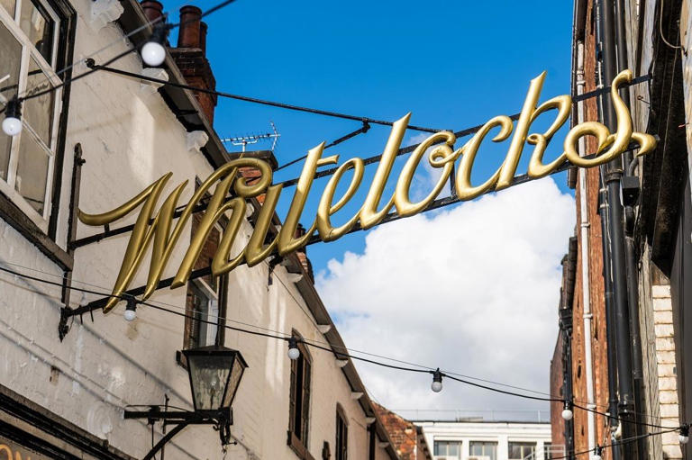 Whitelock's Ale House, Leeds: History of the oldest pub in the city ...