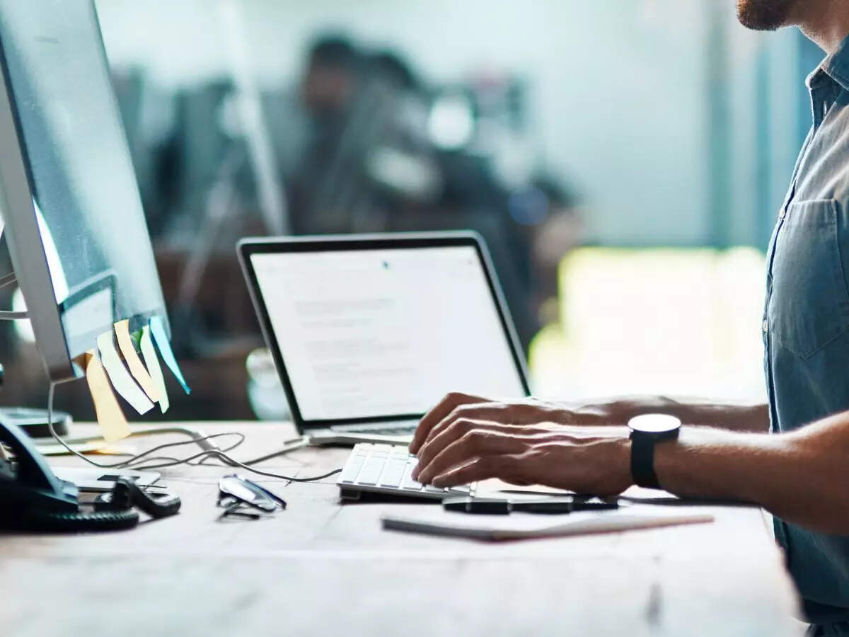 Laid-off techie faces harsh Indian reality after 10 years in US: 1-year ...