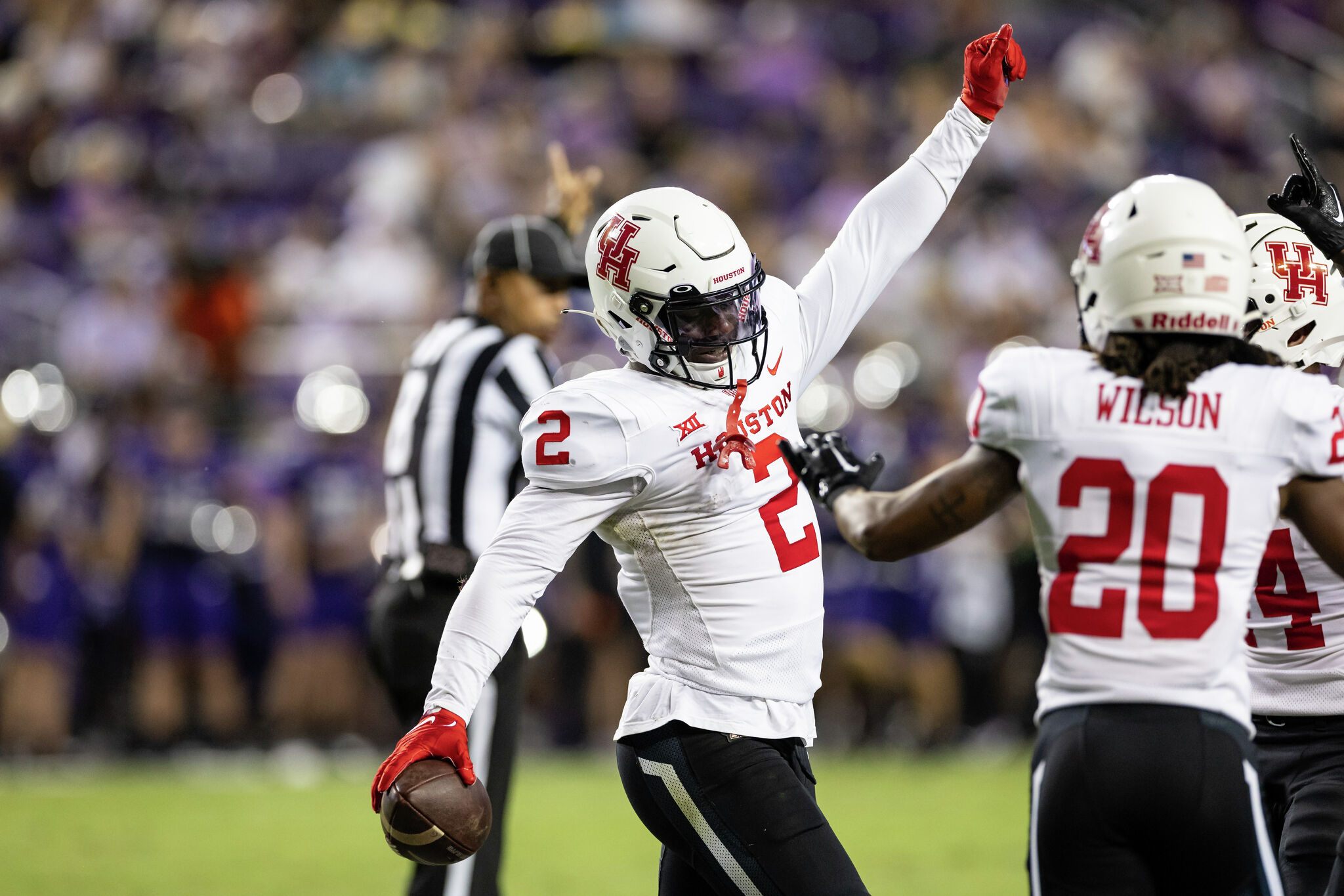 Houston transfer courted by Miami rapper, near $1 million NIL deal by LSU