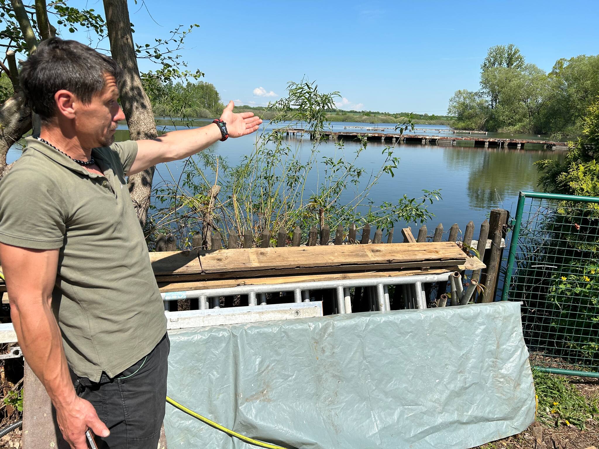 Feuerwehreinsatz in Grimma: Verwirrte Person aus Müncherteich gerettet