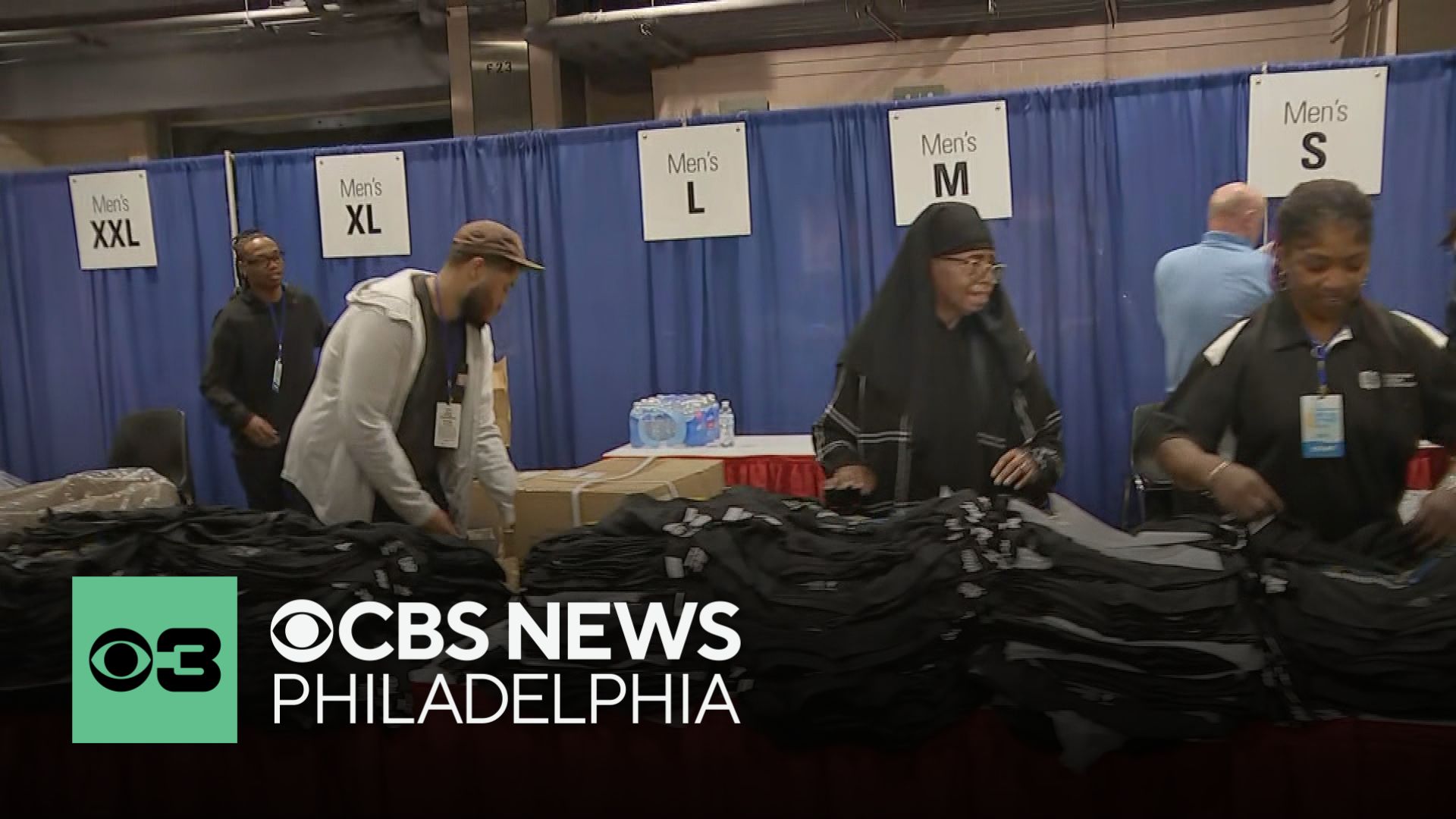 Broad Street Run participants pick up bibs, T-shirts at Pennsylvania ...