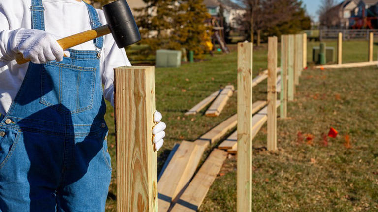 Determine The Number Of Posts You Will Need To Build Your Fence With ...