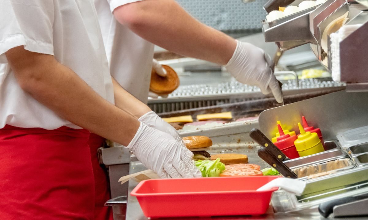 Nevada Teachers, Students Push to Restrict Late Work Hours for Teens on ...