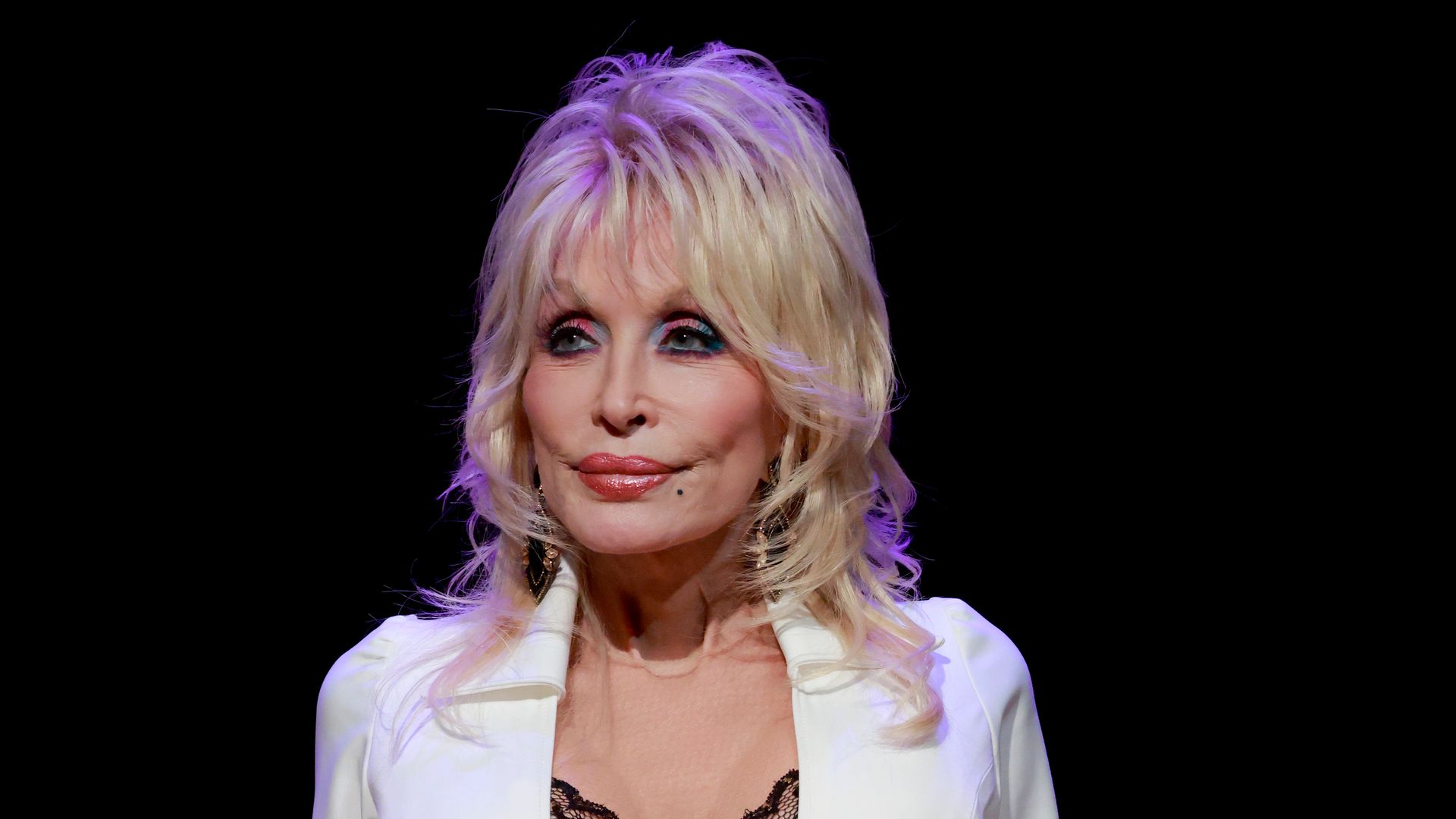 Dolly Parton sparks reaction with confusing new post days after sharing ...
