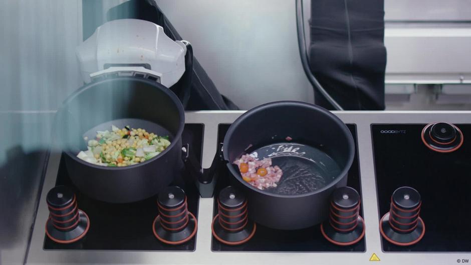 High-tech cooking – a robot chef