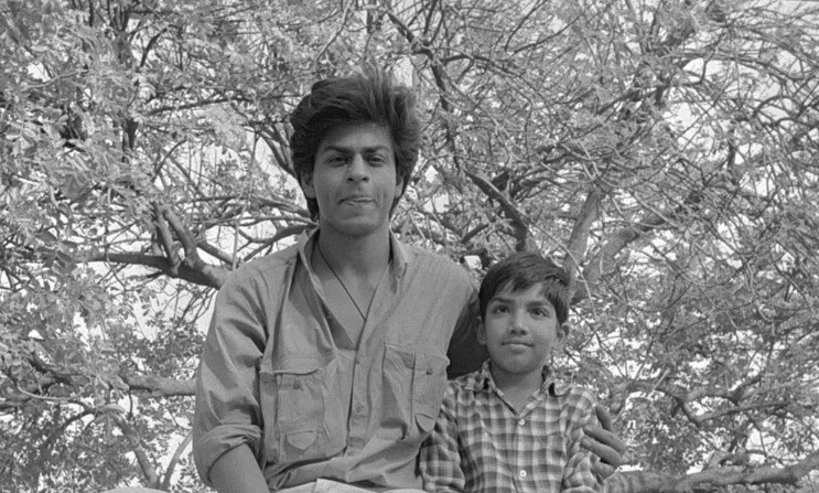 Actor Amar Talwar shares throwback images of Shah Rukh Khan before he ...