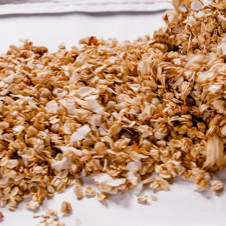 Forget Store-Bought—Homemade Granola Is The Best Way To Start Off Your ...
