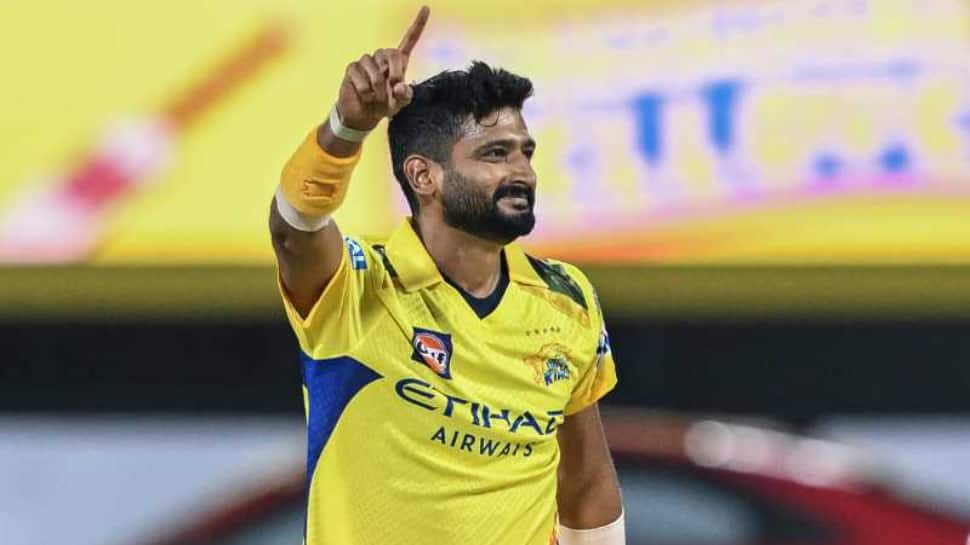 Deepak Hooda, Matheesha Pathirana OUT; Vansh Bedi, Nathan Ellis IN: CSK ...