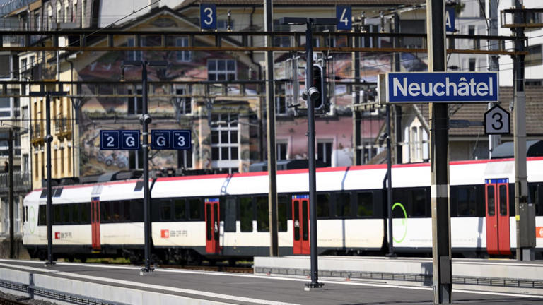 Transports publics: Nouveau jalon pour la ligne directe Neuchâtel-La Chaux-de-Fonds