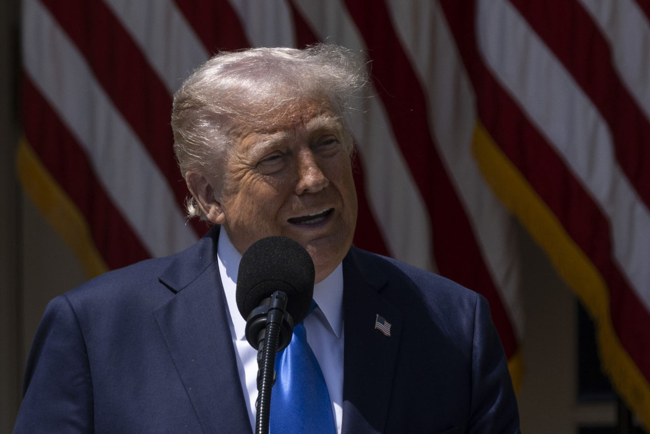 Small China-Linked Firm Plans to Snap Up Trump’s Crypto Token