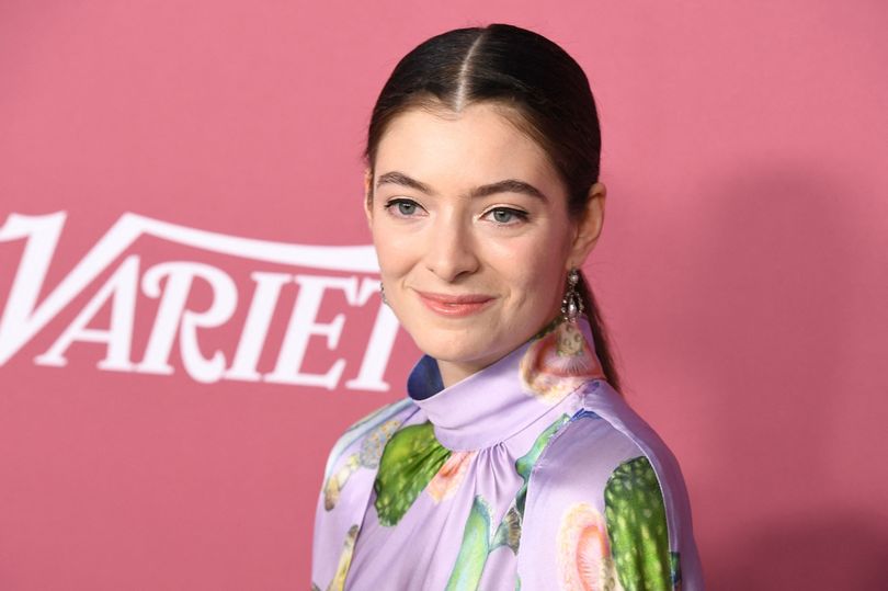Lorde fans can't believe her age as evolution proves she's 'timeless'