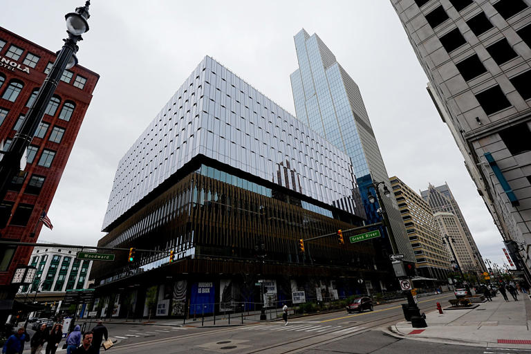 JPMorgan Chase to move into new Hudson's office building