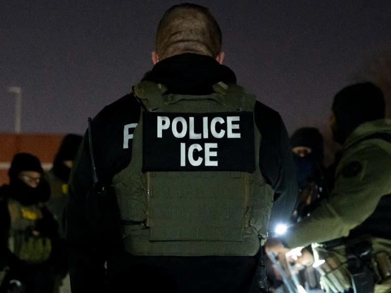 1,100 Migrants Arrested In Historic Immigration Raids In FL