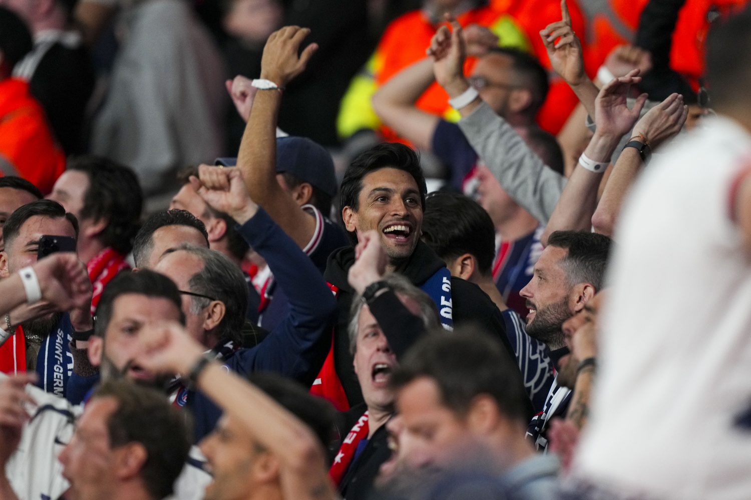 Arsenal/PSG – Pastore recounts his intense moment with the fans!