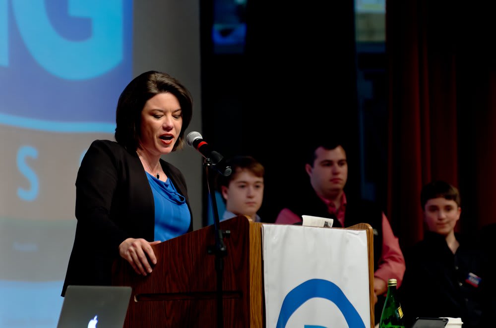 'Irresponsible': Dems grumble as leadership ditches their roles