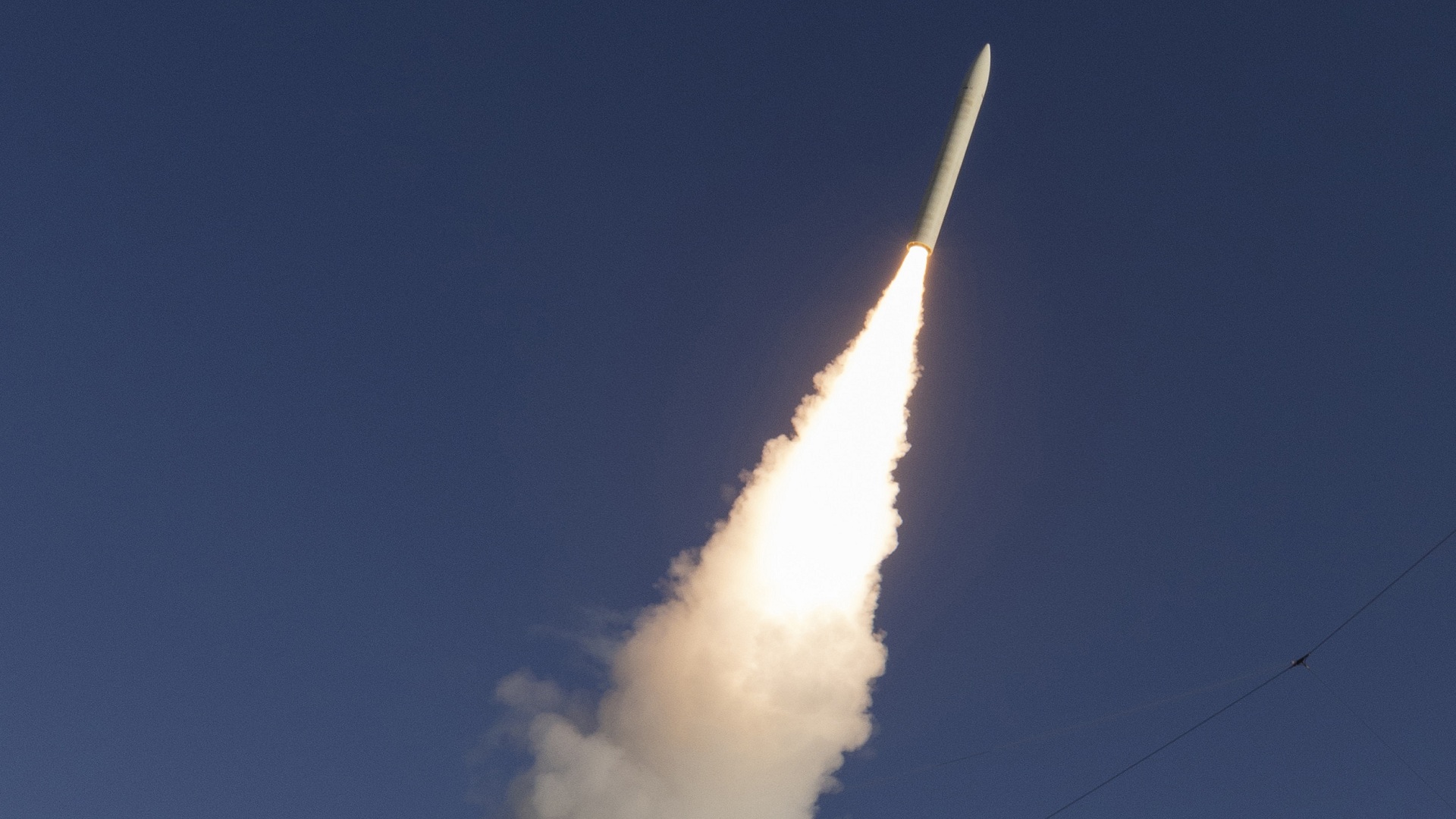 Sea-based hypersonic missile launch system clears key test as US ...