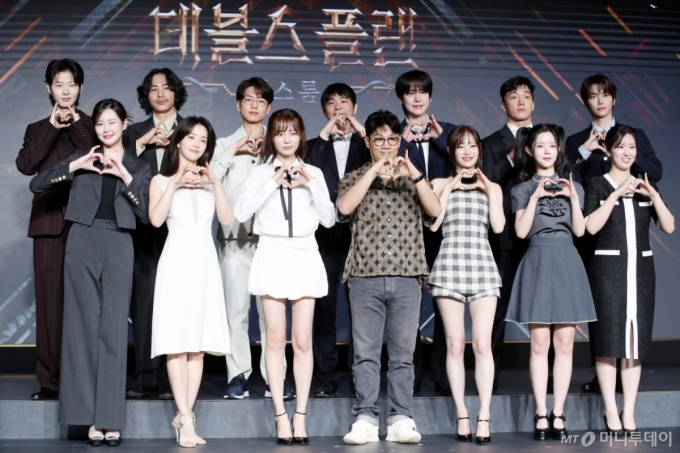 두뇌 서바이벌, KBO 라이벌전…OTT "연휴에 이거 어때?"