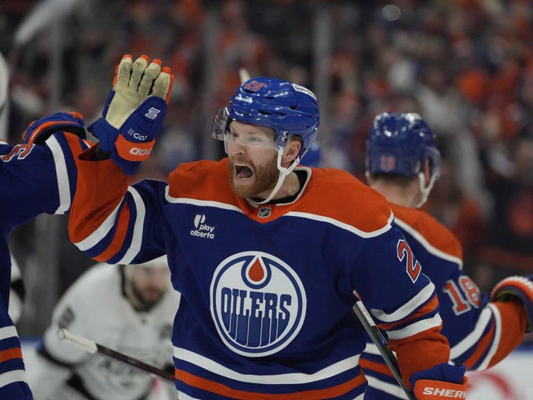 Oilers lose a couple of good ones as Perry and Brown walk out the door