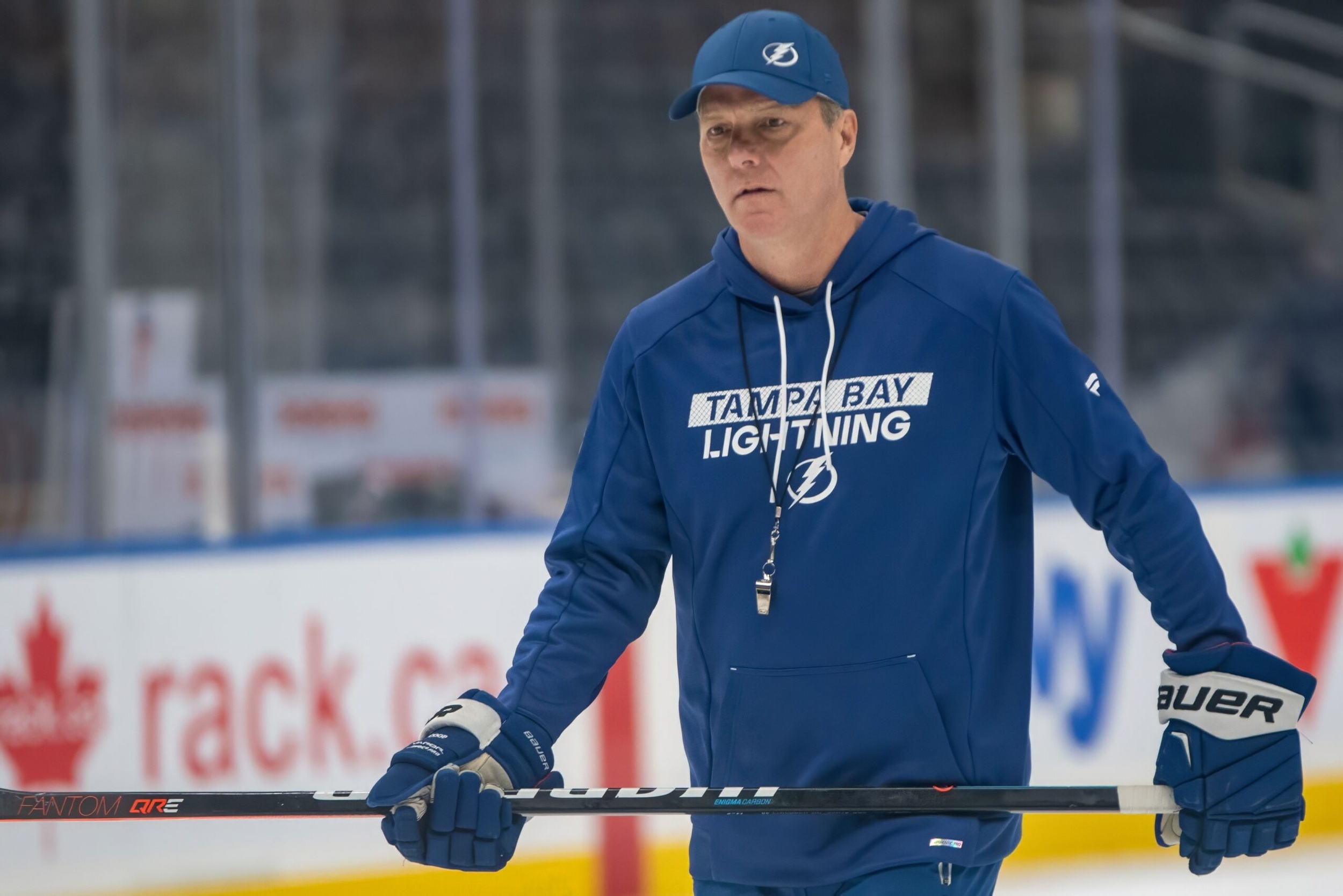 Lightning’s Jon Cooper to return for 2025-26