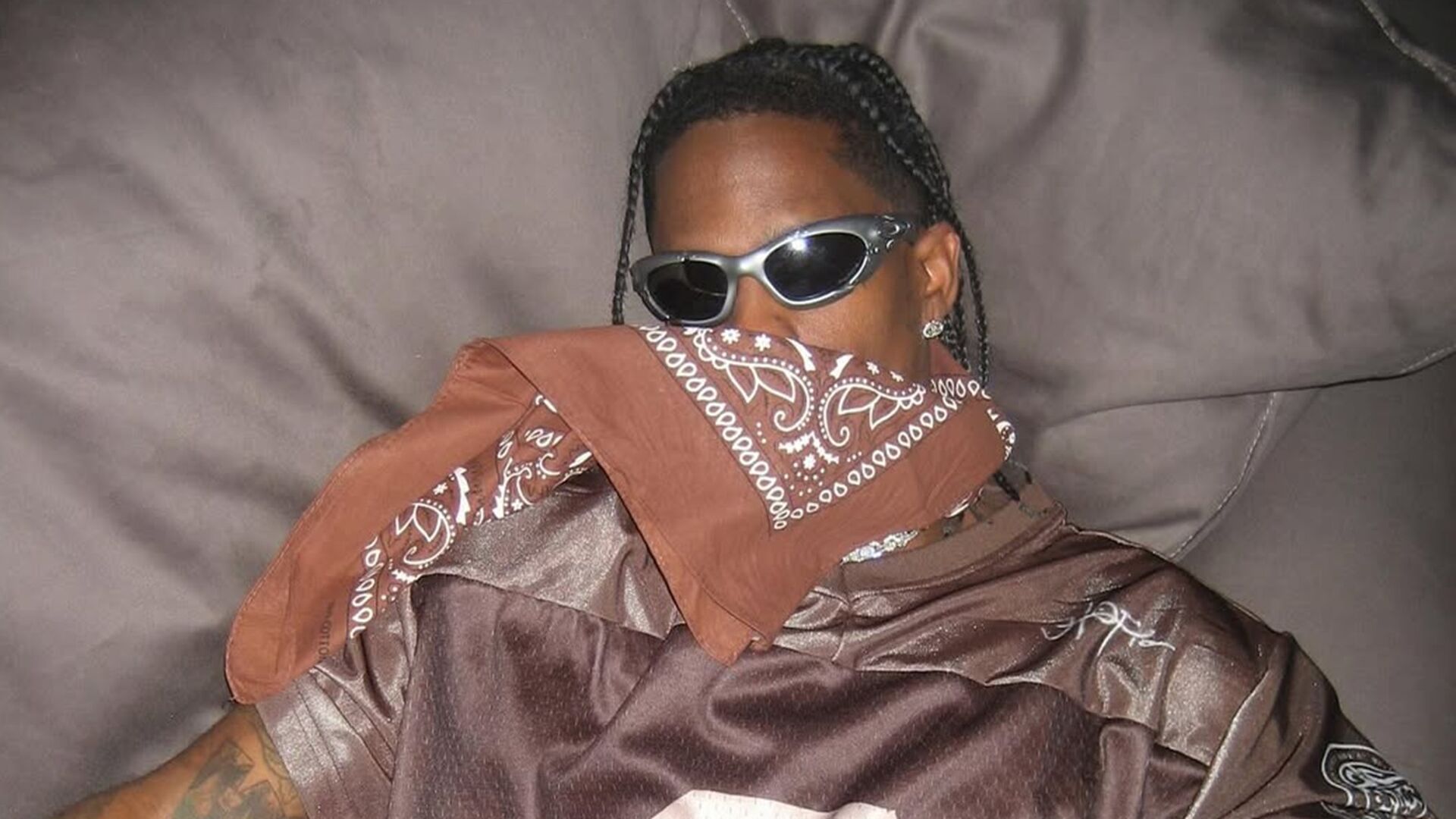 Artiest Travis Scott krijgt boete vanwege optreden op Coachella: $ 1. ...