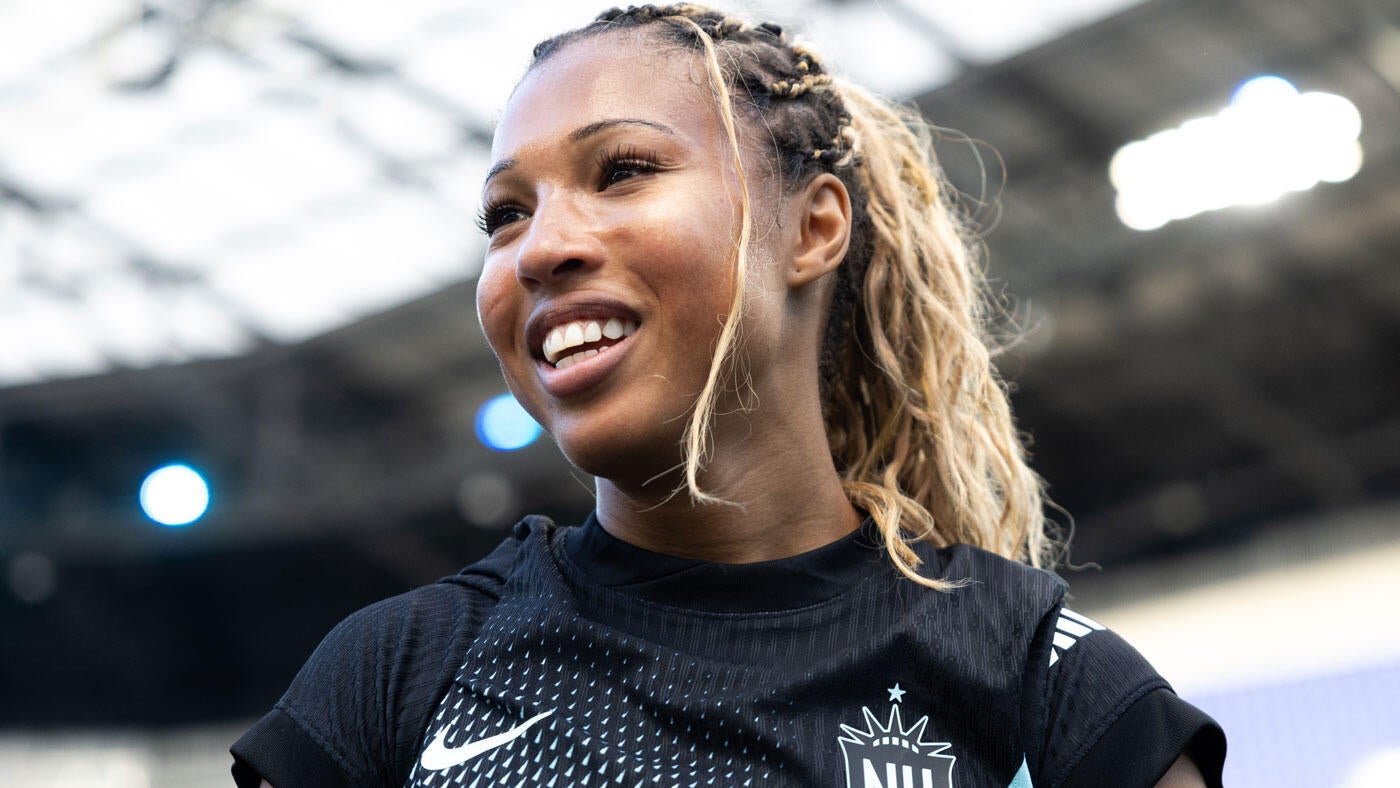 LOOK: Gotham FC forward Midge Purce makes Broadway debut in 'Chicago ...